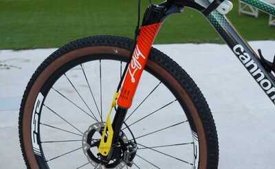 La Cannondale Scalpel LAB71 de Charlie Aldridge: la joya del XC de competición - Urbano Bike